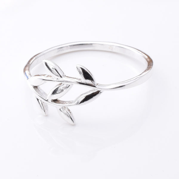 R266 - 925 silver laurel leaf ring – Java Designs