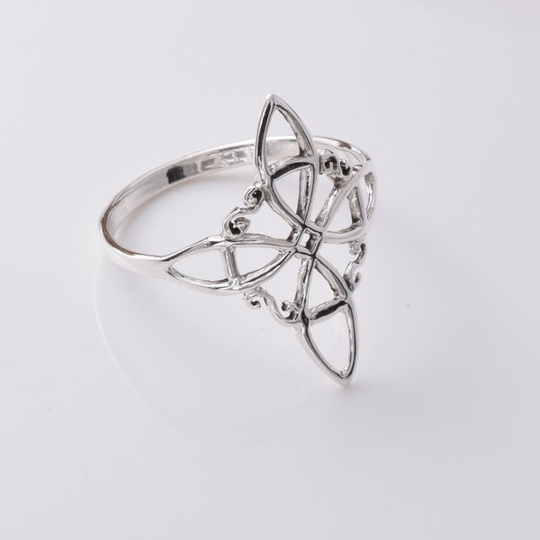 R267 - 925 silver witches knot ring – Java Designs