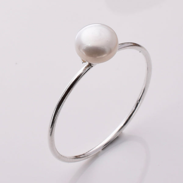 R231 - Freshwater pearl and silver band ring – Java Designs